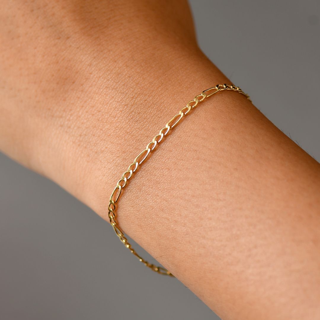 Gold Essential Figaro Gold Bracelet – RachelGalley